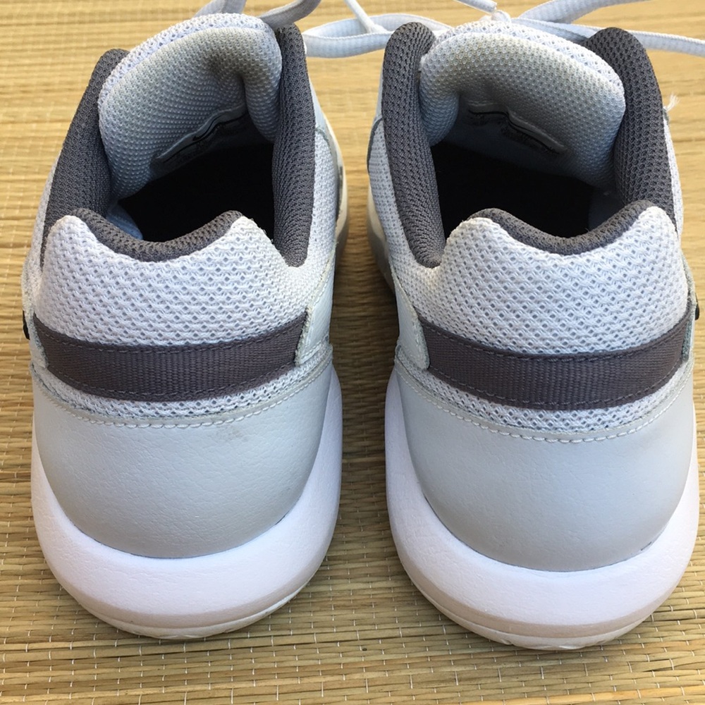 Nike Gdr Leather Women’s Sneakers Shoes Size 8 - Gem